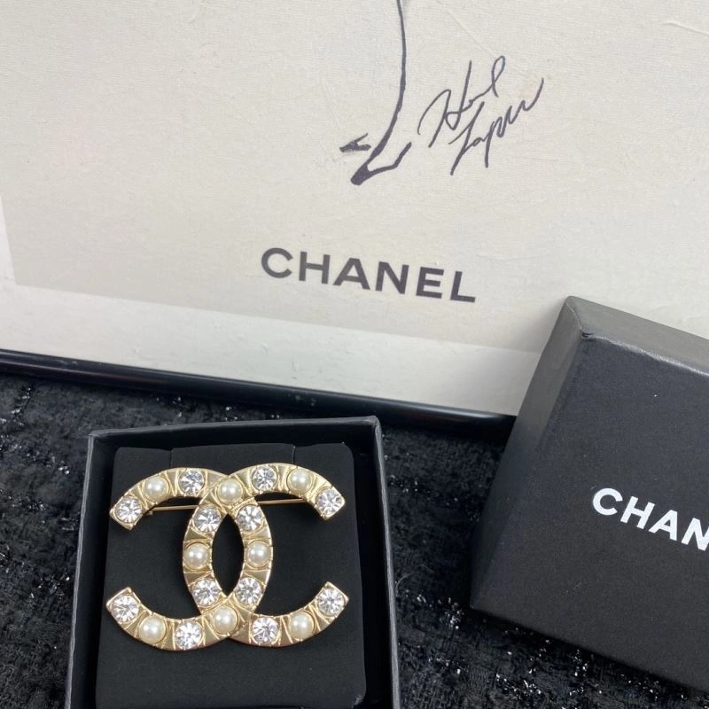 Precise copy Chanel Brooches