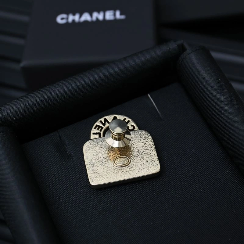 Bargain Chanel Brooches