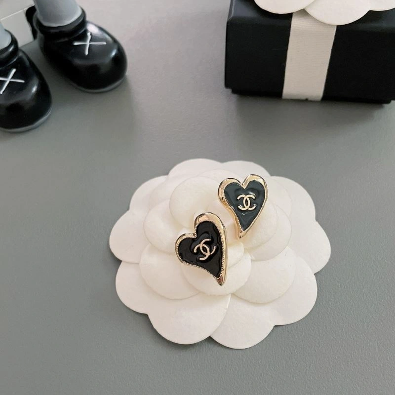 Legit Chanel Brooches