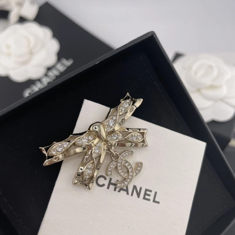 Legit Chanel Brooches