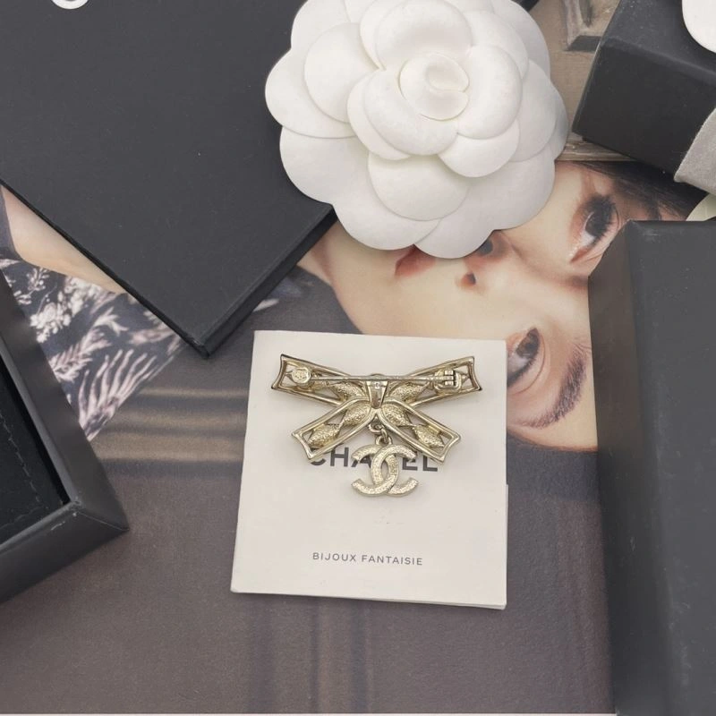 Legit Chanel Brooches