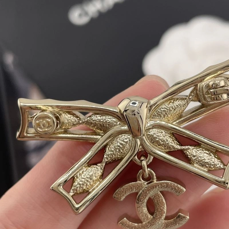 Legit Chanel Brooches