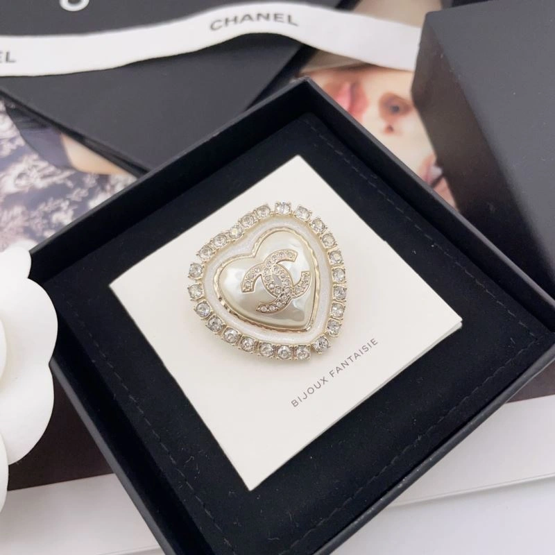 Bargain Chanel Brooches