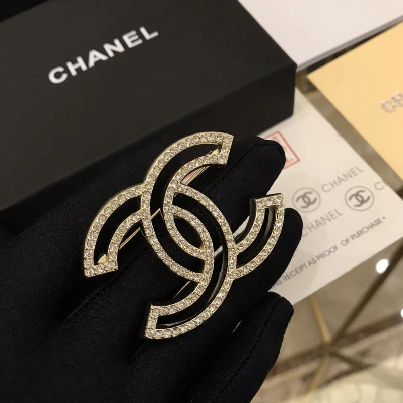 Bargain Chanel Brooches