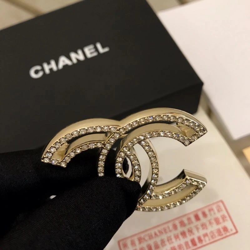 Bargain Chanel Brooches