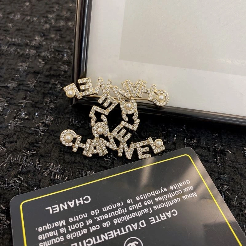Brand-original Chanel Brooches