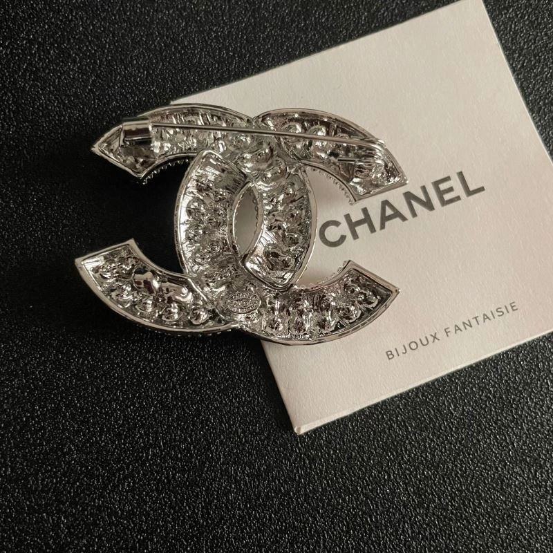 Bargain Chanel Brooches