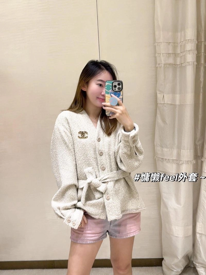 Discounted Chanel Brooches