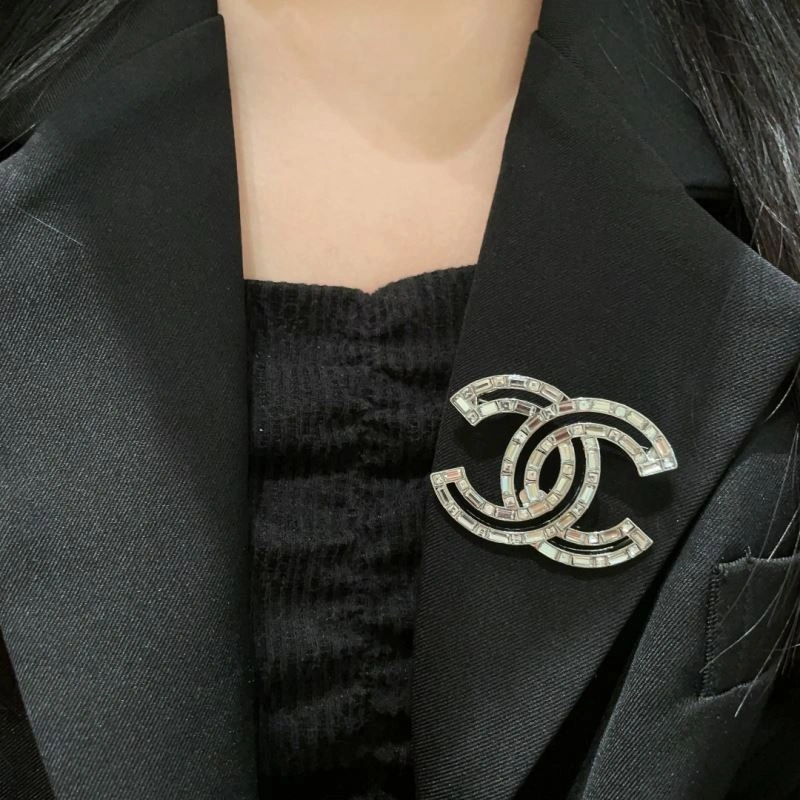 Exact replica Chanel Brooches