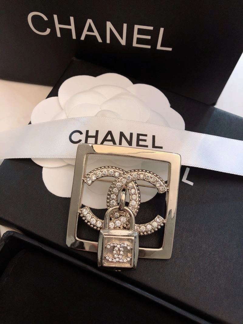 1:1 copy Chanel Brooches