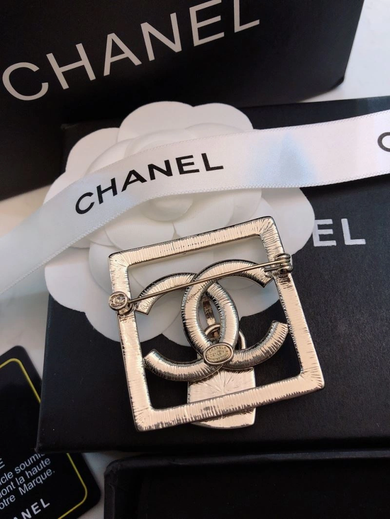 1:1 copy Chanel Brooches