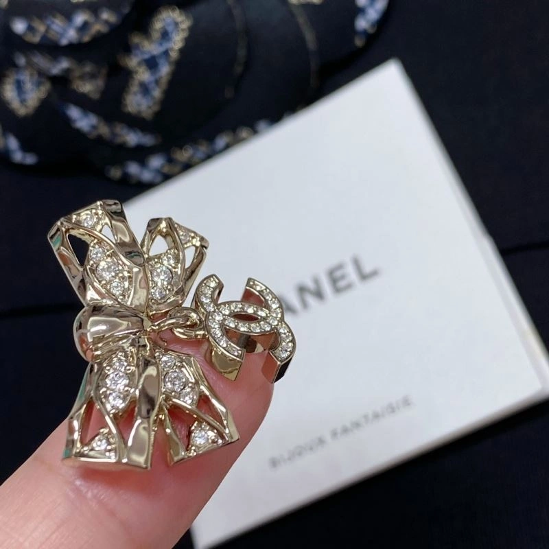 Inexpensive Chanel Brooches