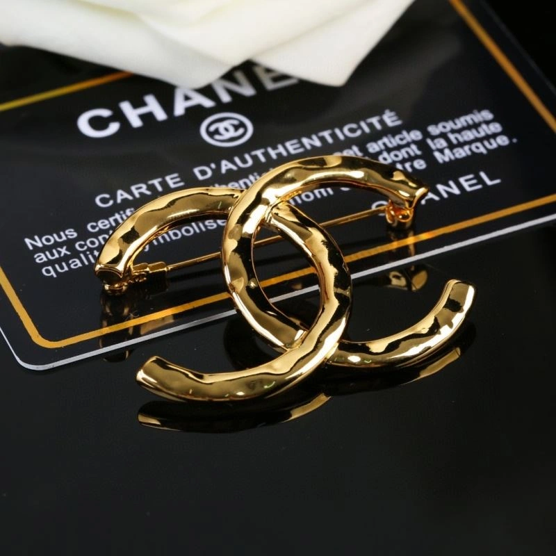 High fidelity Chanel Brooches