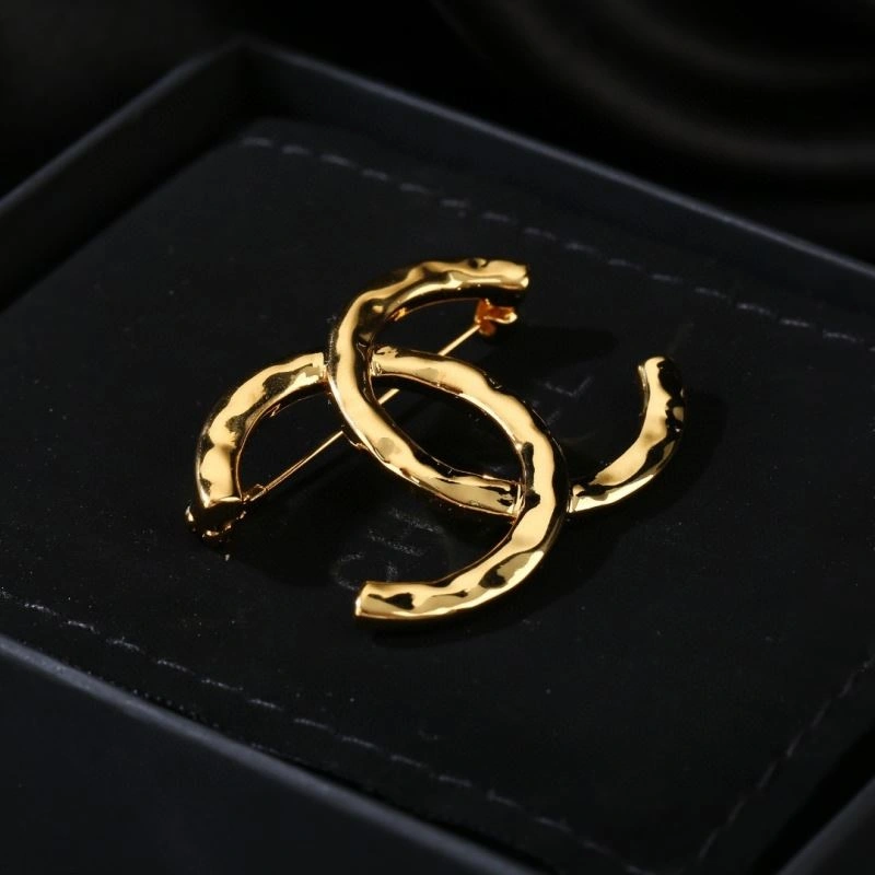 High fidelity Chanel Brooches