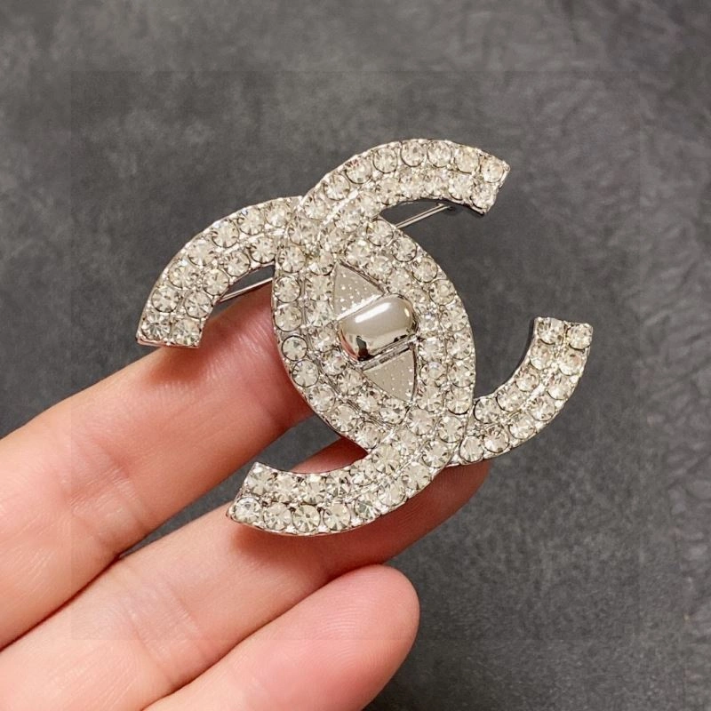 Official Chanel Brooches