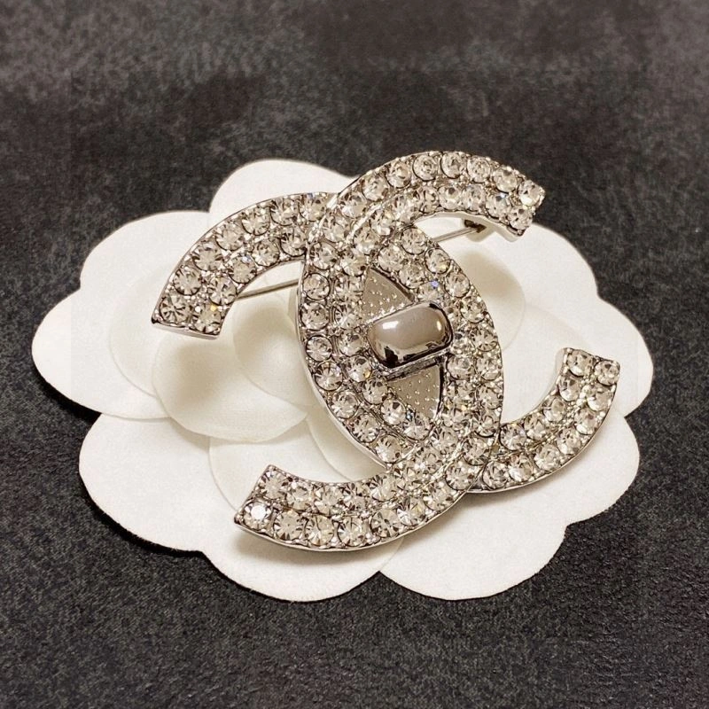 Official Chanel Brooches