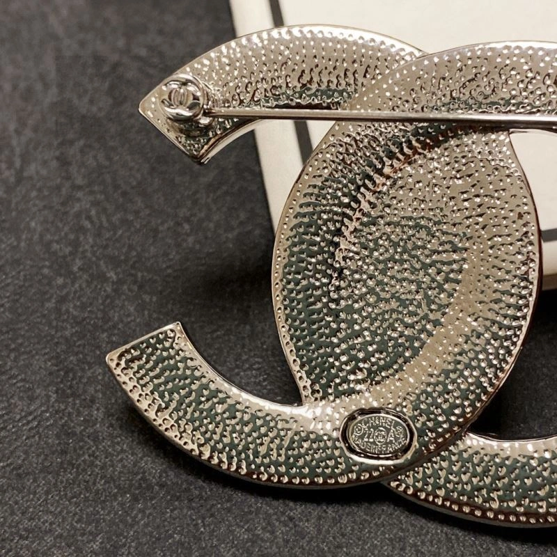 Official Chanel Brooches
