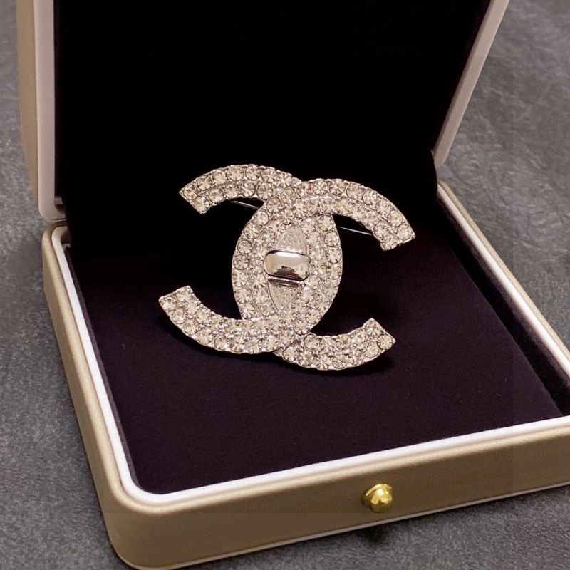 Official Chanel Brooches