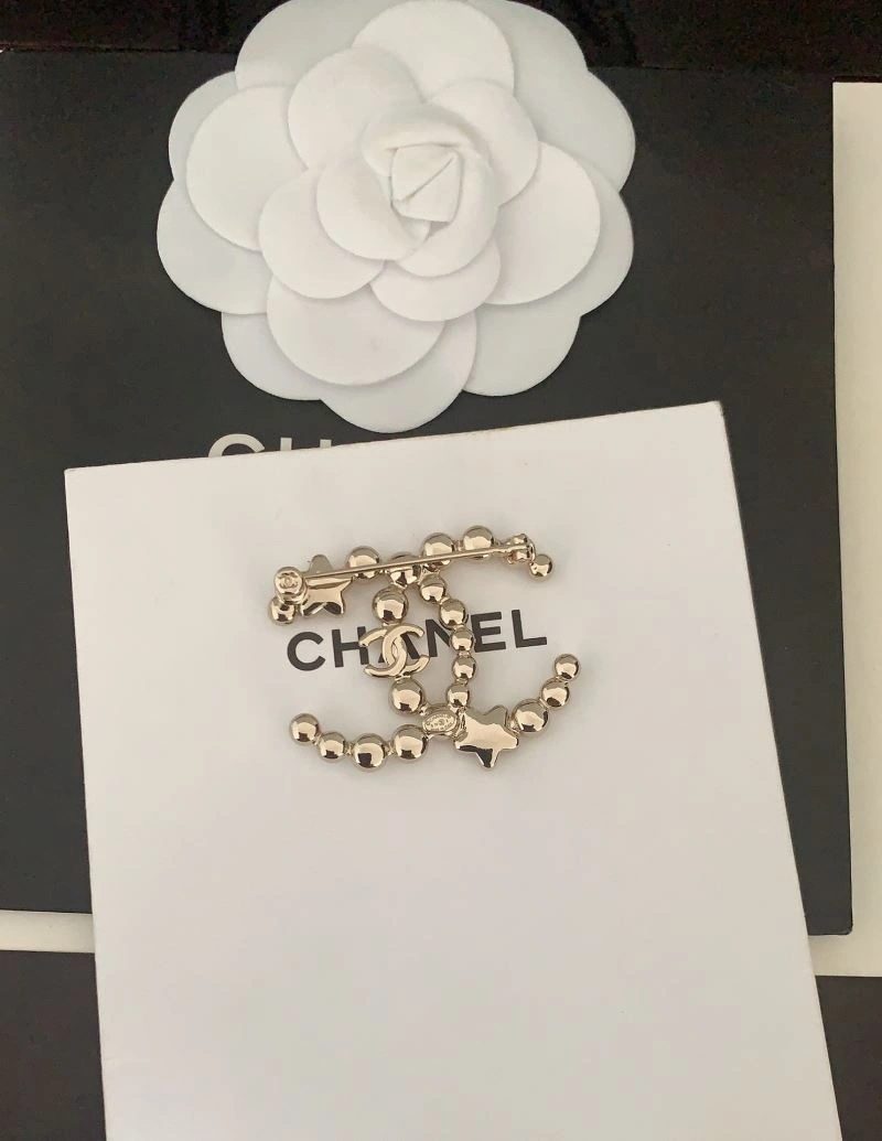 Bargain Chanel Brooches