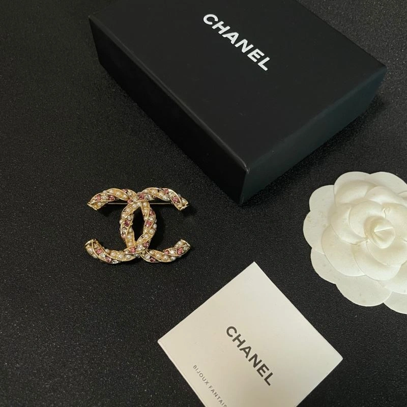 Official Chanel Brooches