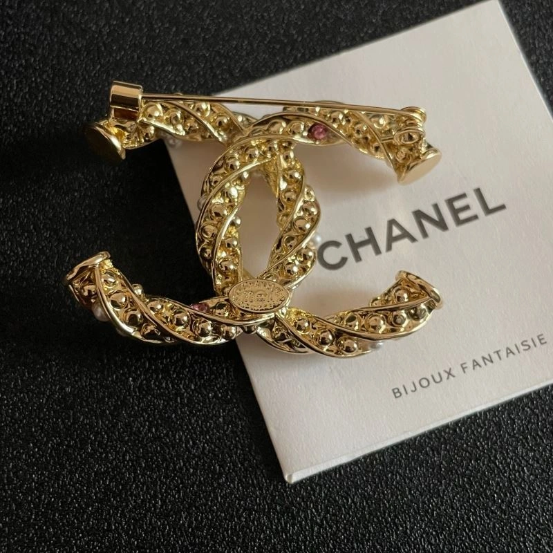 Official Chanel Brooches