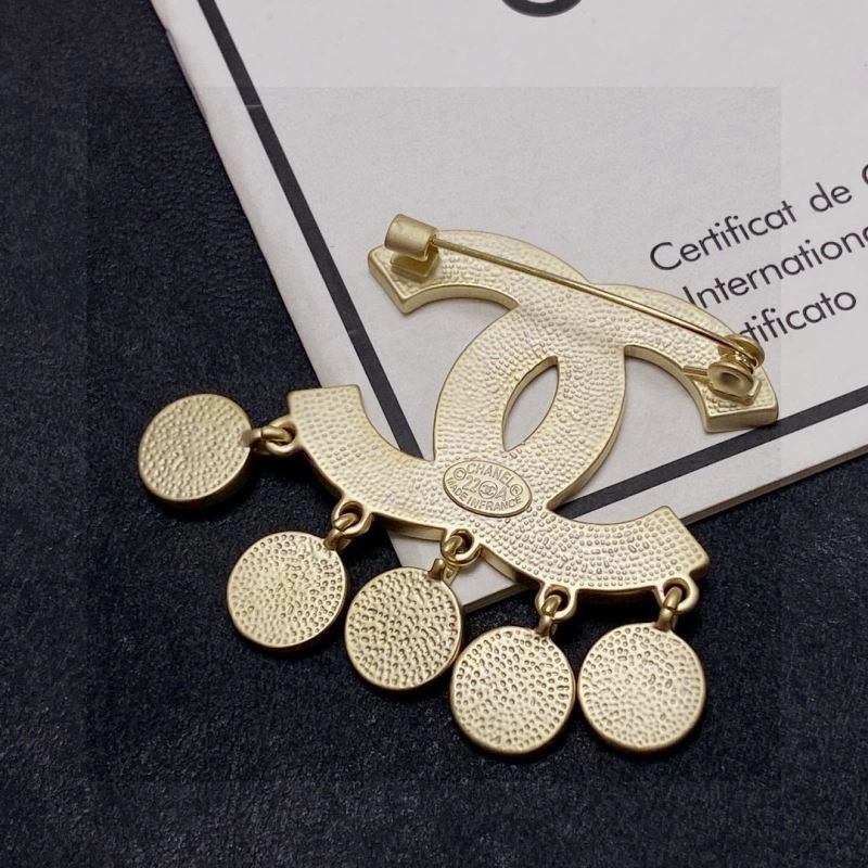 High fidelity Chanel Brooches