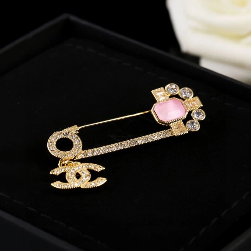 High fidelity Chanel Brooches