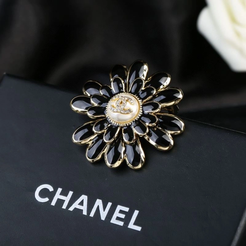 Precise copy Chanel Brooches