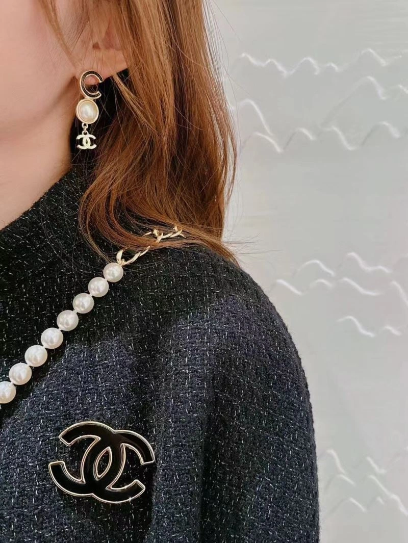 Cut-rate Chanel Brooches