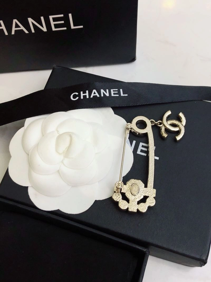 Official Chanel Brooches