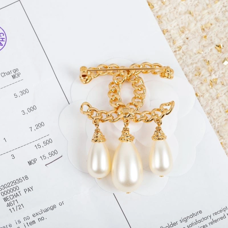 Economical Chanel Brooches