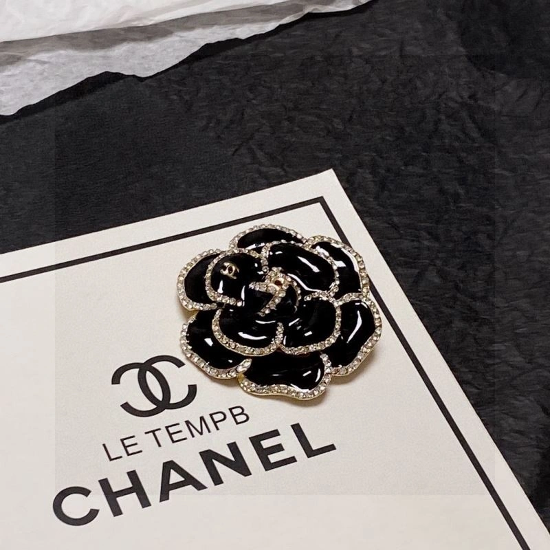 Brand-original Chanel Brooches