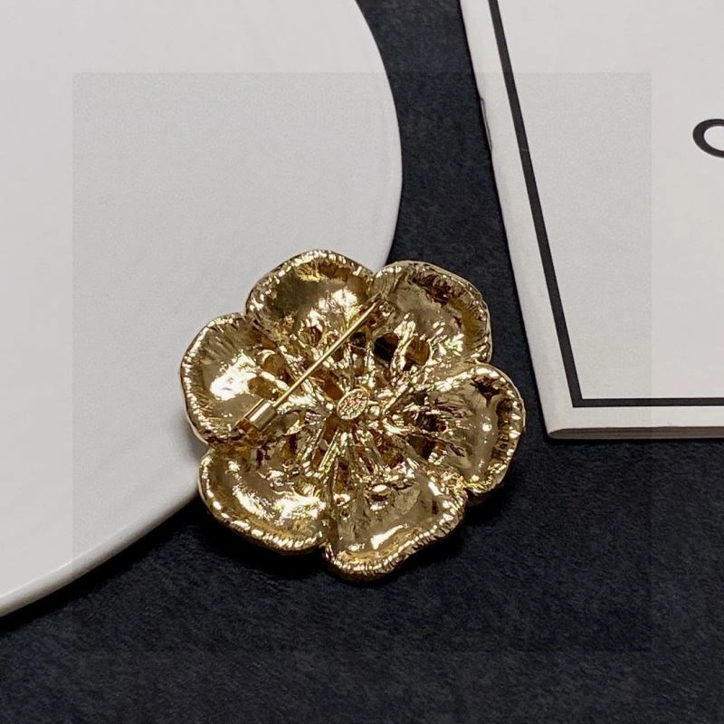 Brand-original Chanel Brooches