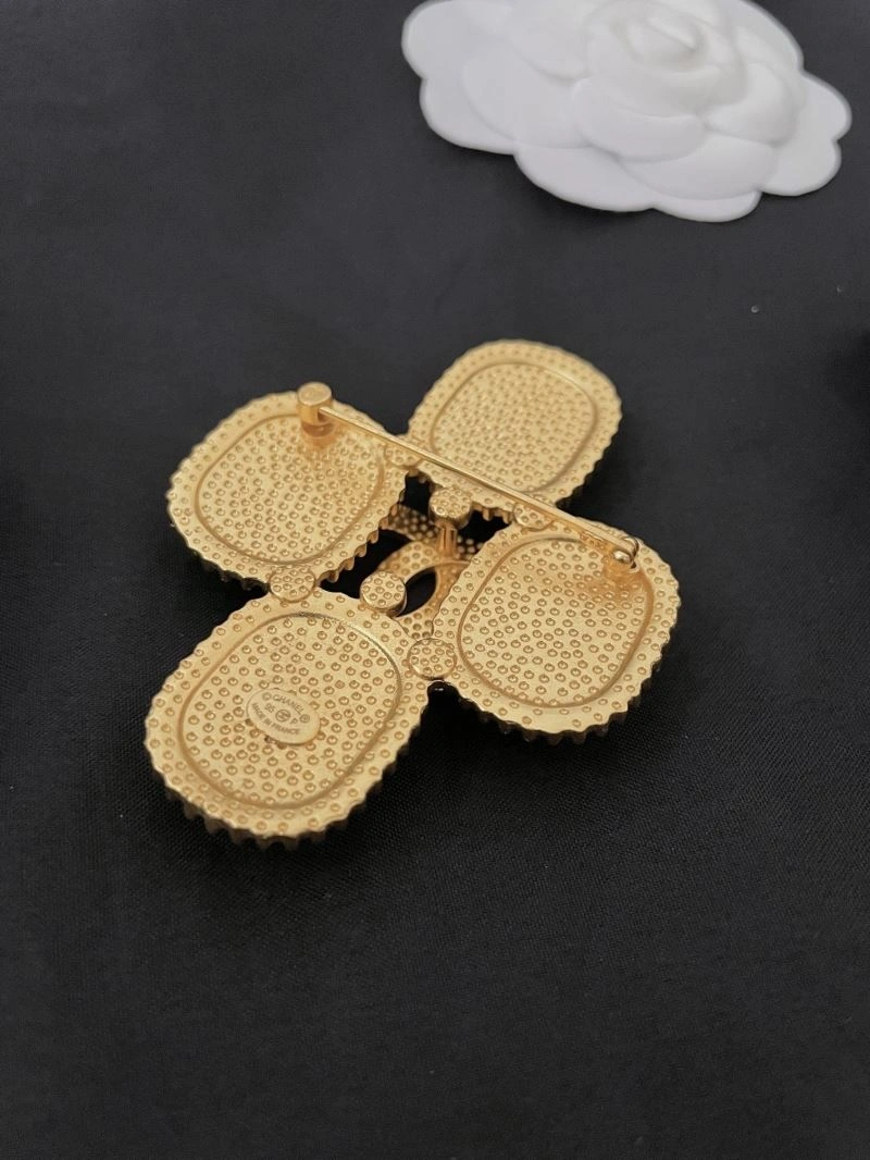 High accuracy Chanel Brooches