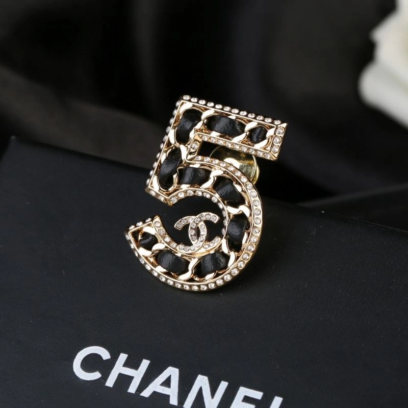High accuracy Chanel Brooches