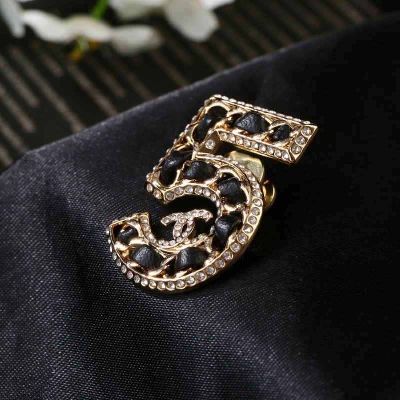 High accuracy Chanel Brooches
