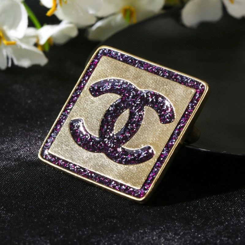 High accuracy Chanel Brooches