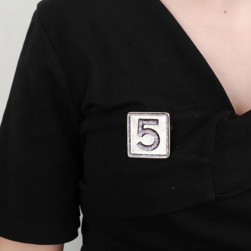 High accuracy Chanel Brooches