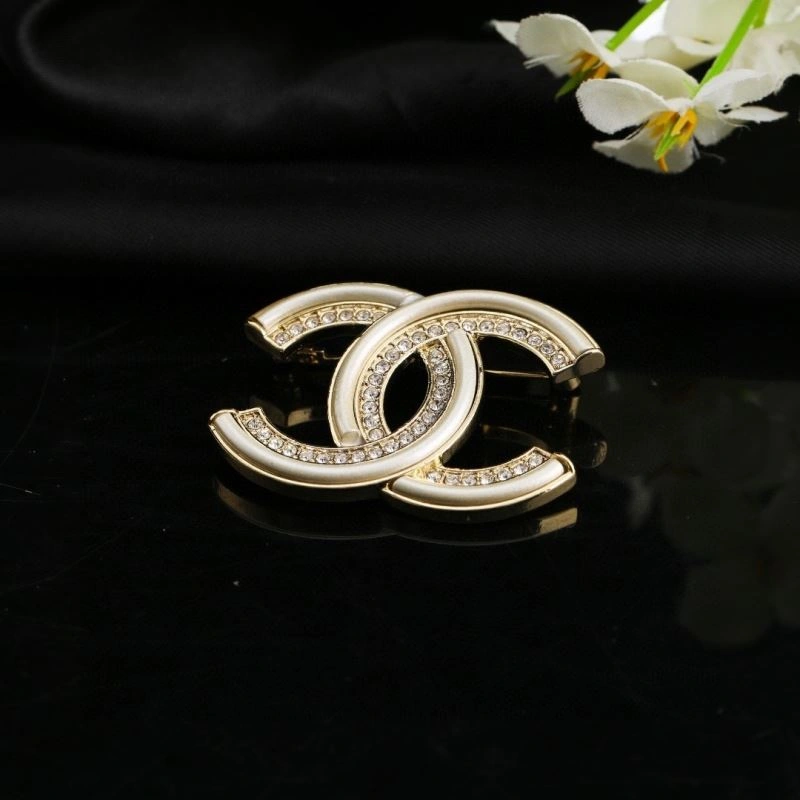 High accuracy Chanel Brooches