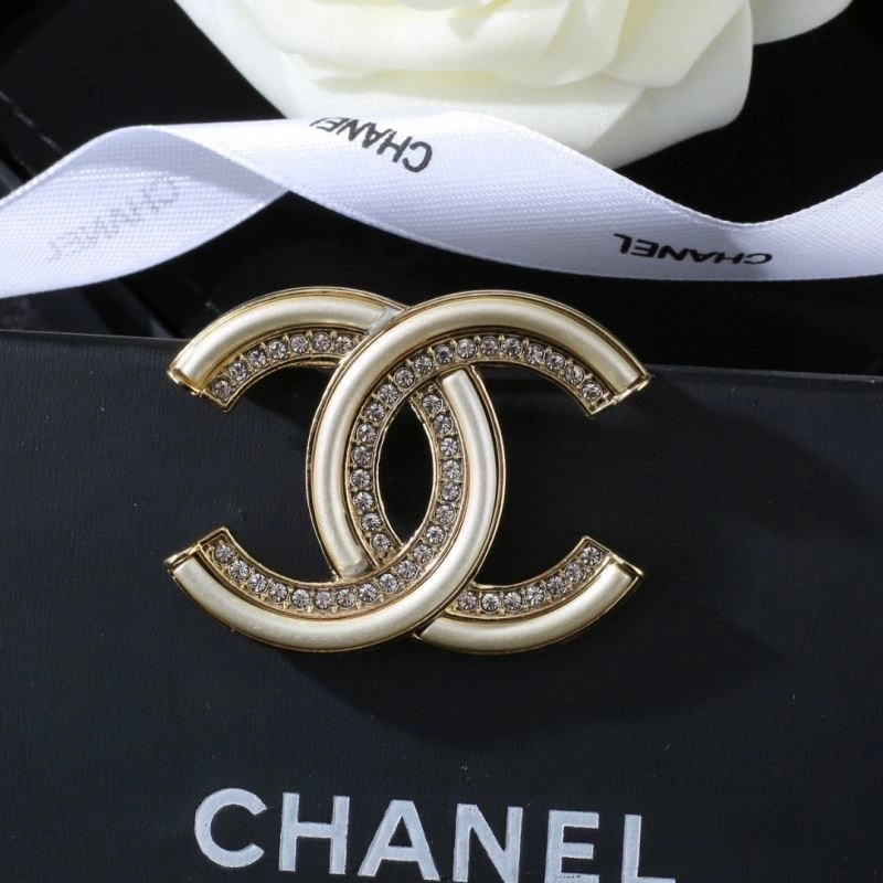 High accuracy Chanel Brooches