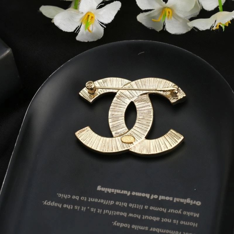 High accuracy Chanel Brooches