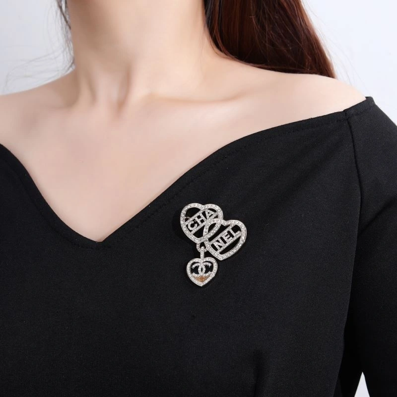 Brand-original Chanel Brooches