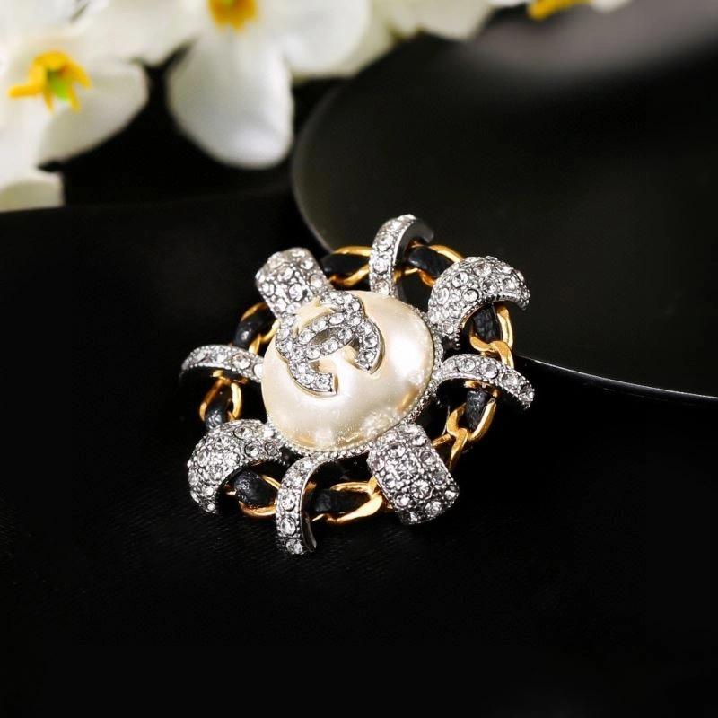 High accuracy Chanel Brooches