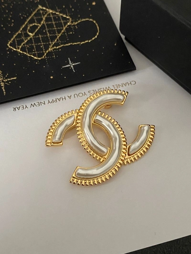 Brand-original Chanel Brooches