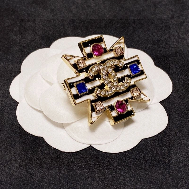Official Chanel Brooches