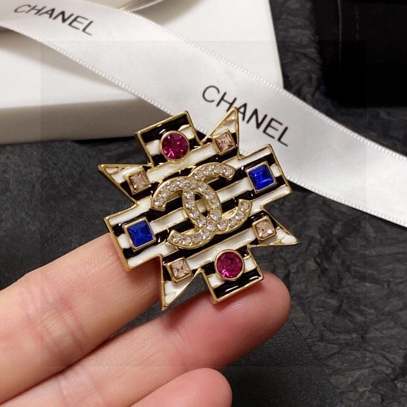 Official Chanel Brooches