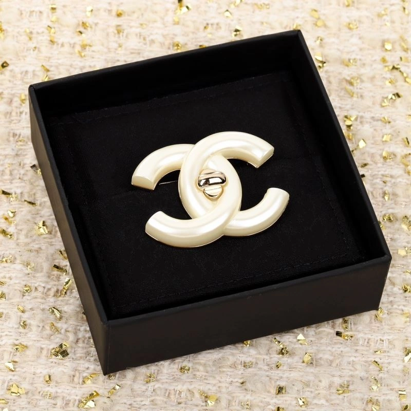 Legit Chanel Brooches