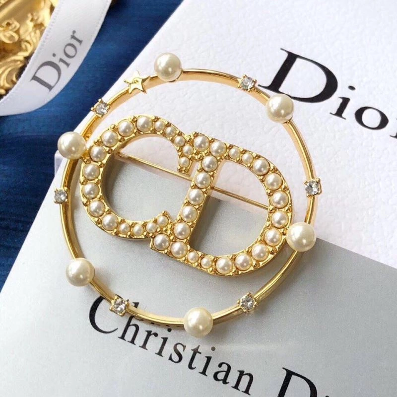 Official Chanel Brooches