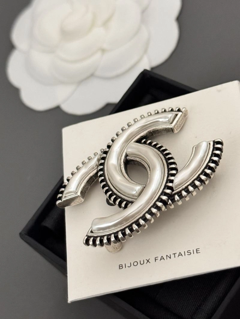 High accuracy Chanel Brooches