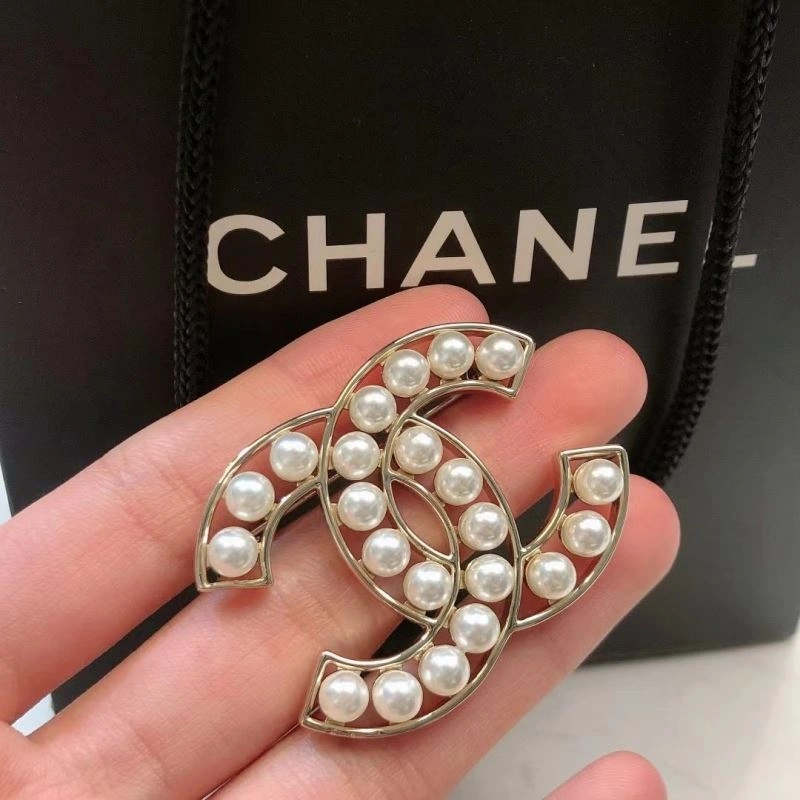High accuracy Chanel Brooches